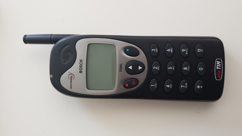 Cell Phones Museum » Bosch Com 738 - 1996