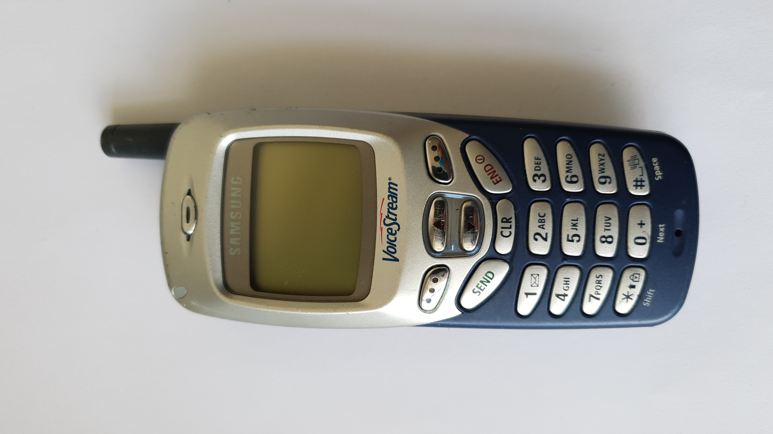 Cell Phones Museum » Samsung SGH-R225 - 2001