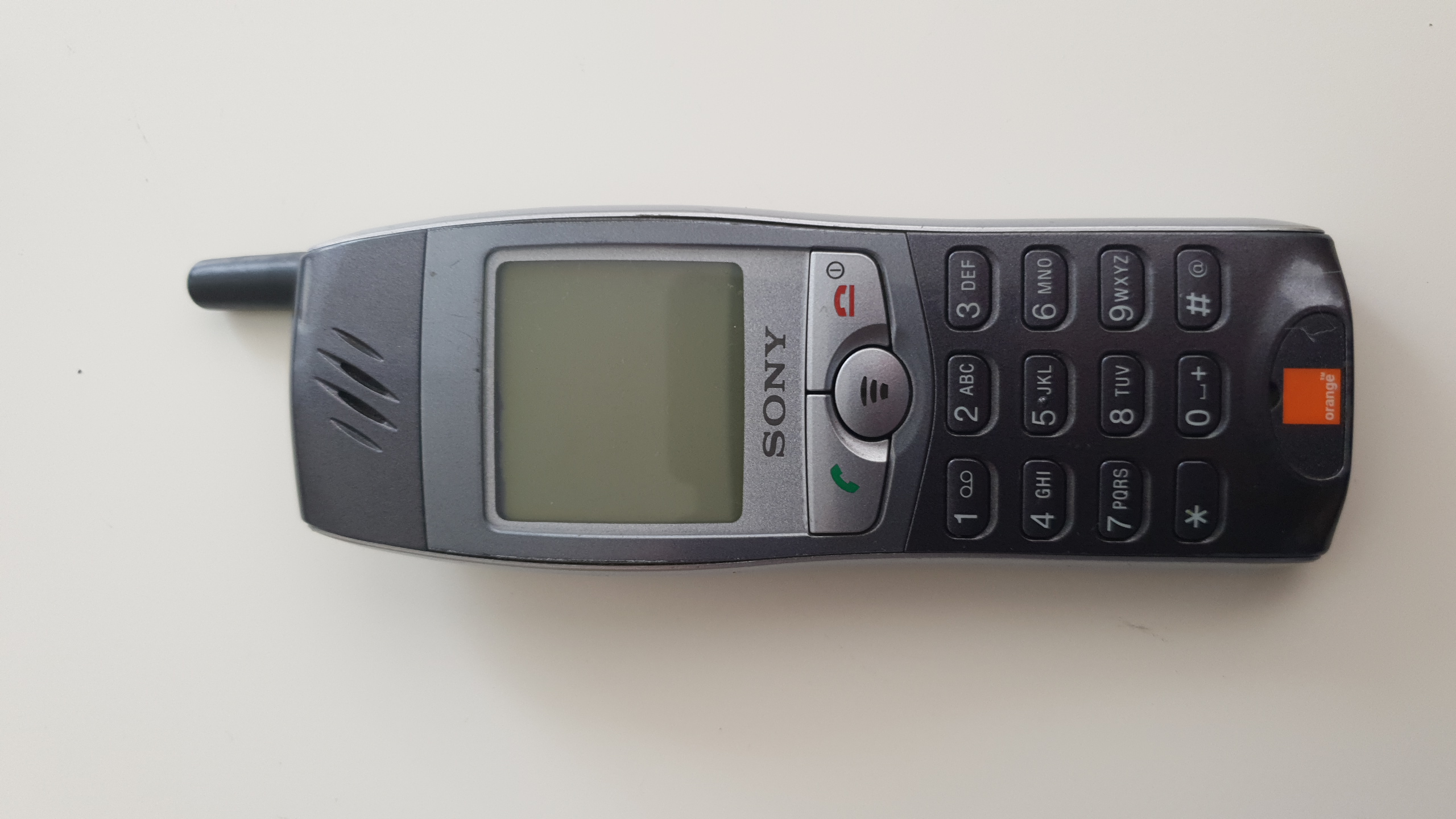 Cell Phones Museum » Sony CMD J6 - 2001