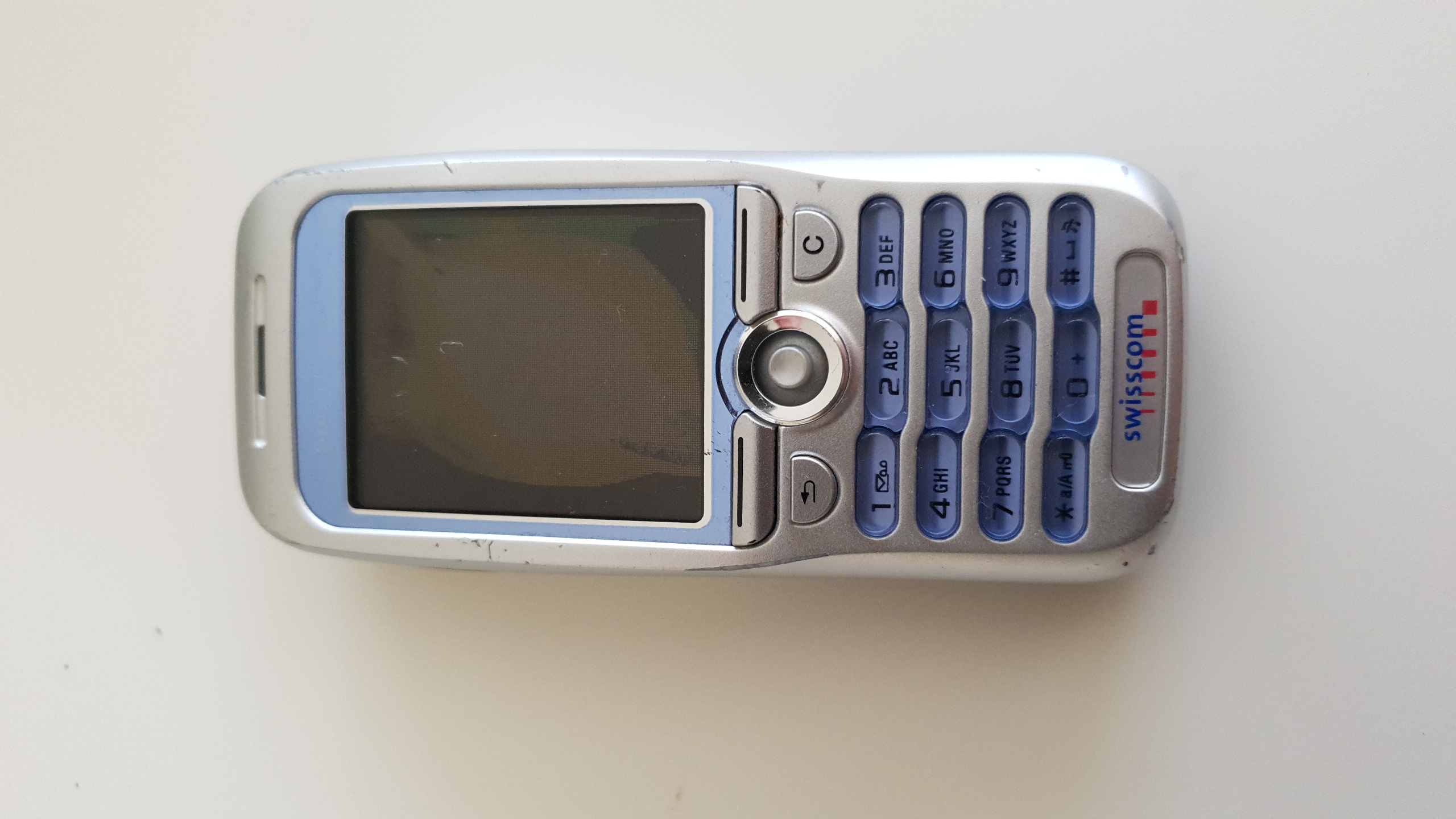 Cell Phones Museum » Sony Ericsson F500 - 2004