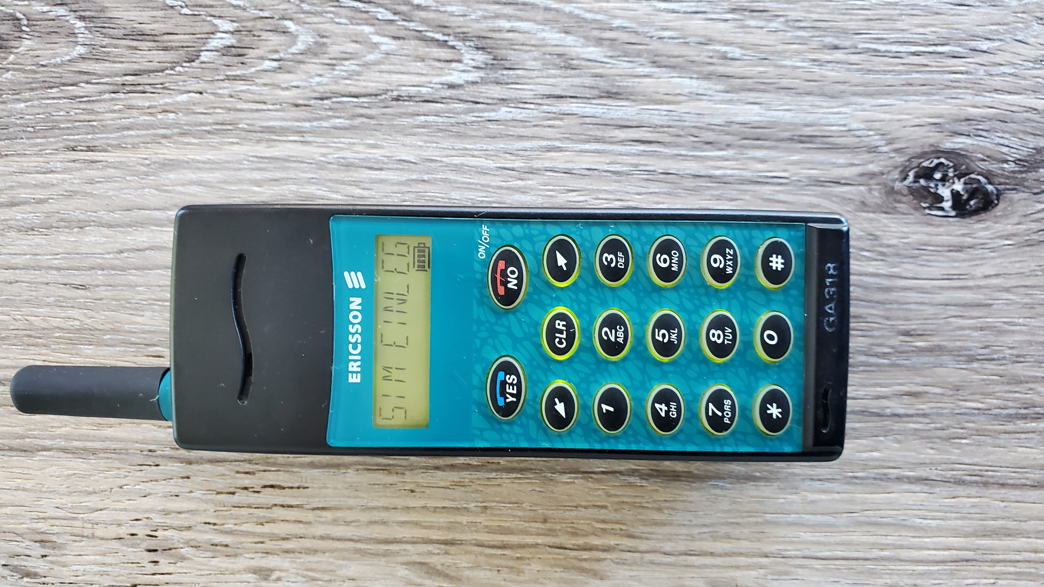 Cell Phones Museum » Ericsson GA 318 - 1995