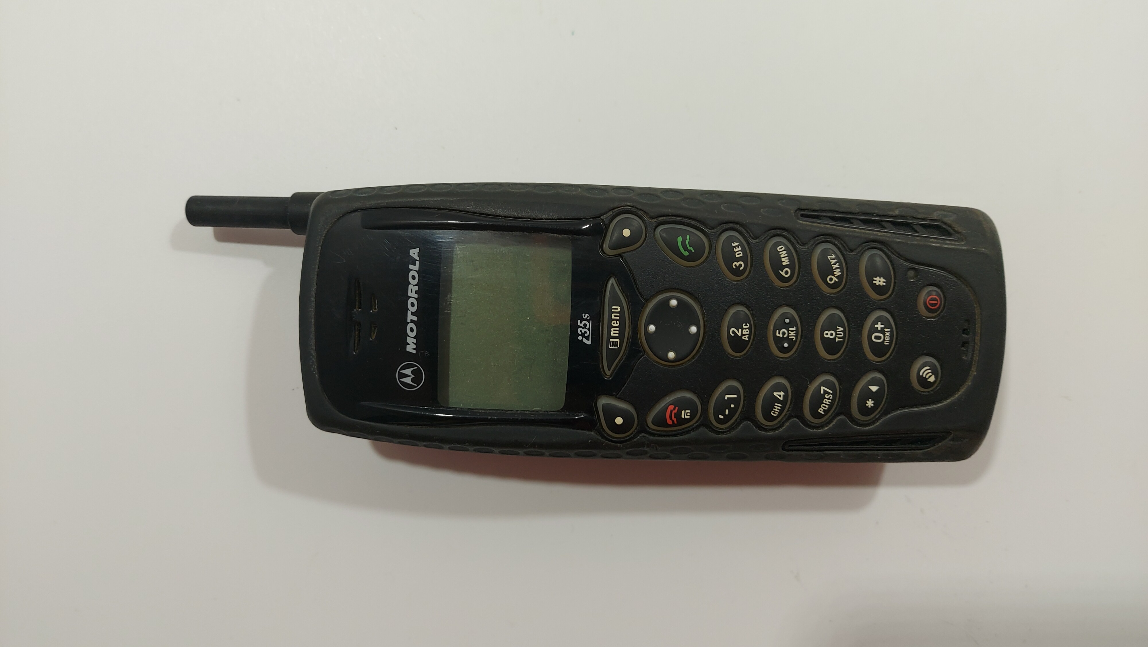 Cell Phones Museum » Motorola i35s - 2002