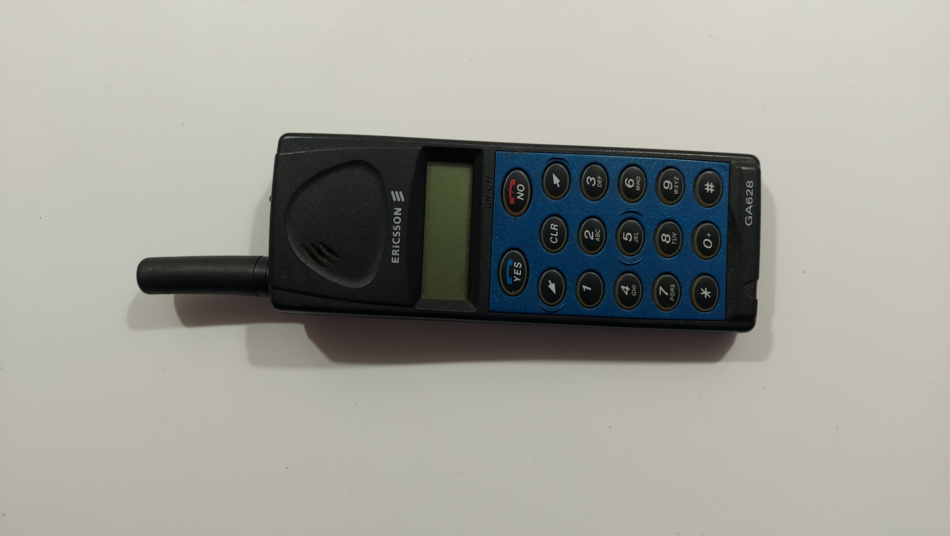Cell Phones Museum » Ericsson GA 628 - 1996