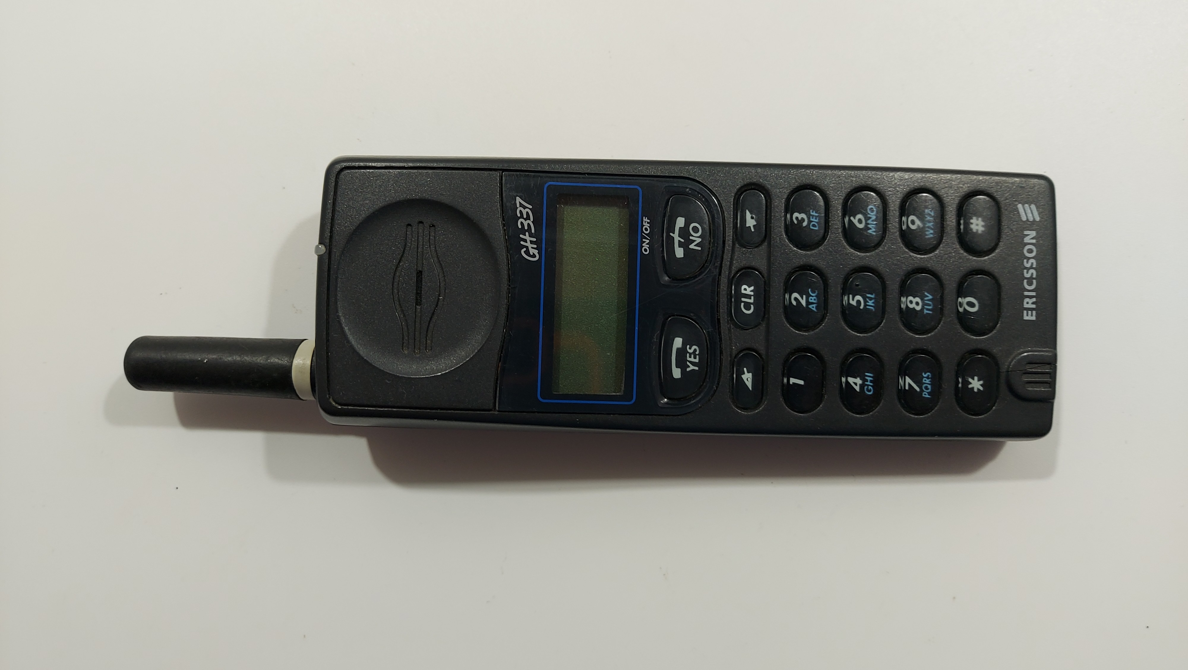 Cell Phones Museum » Ericsson GH 337 - 1995