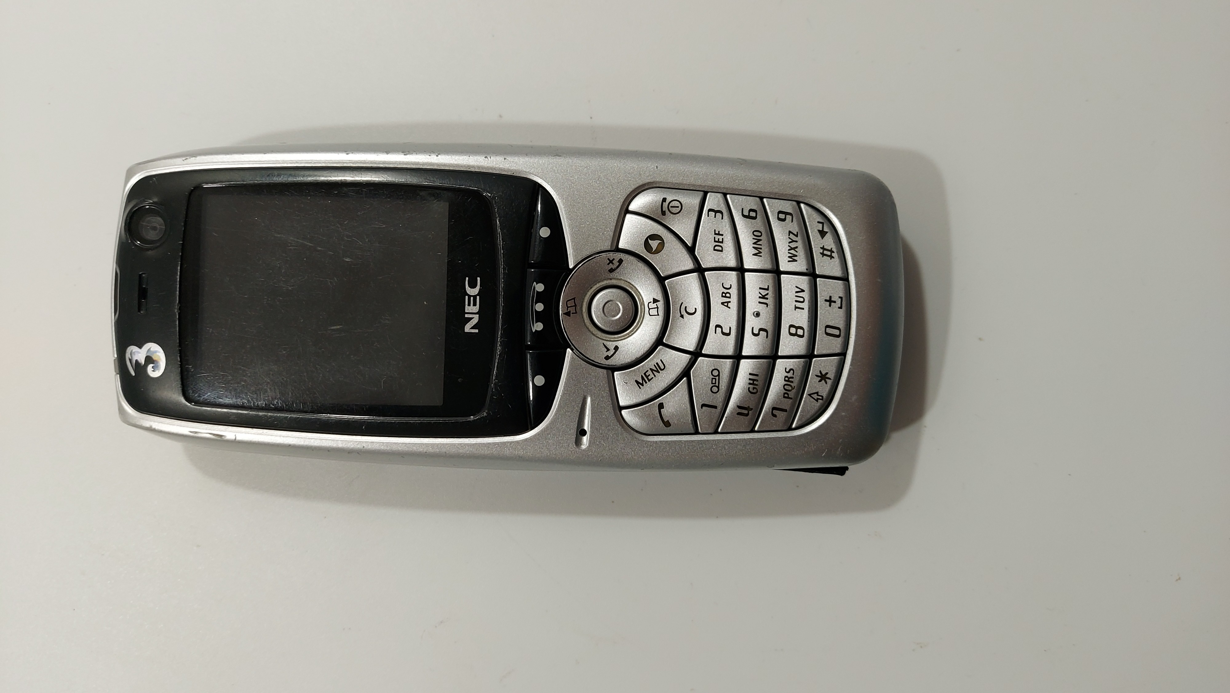 Cell Phones Museum » NEC e228 - 2004