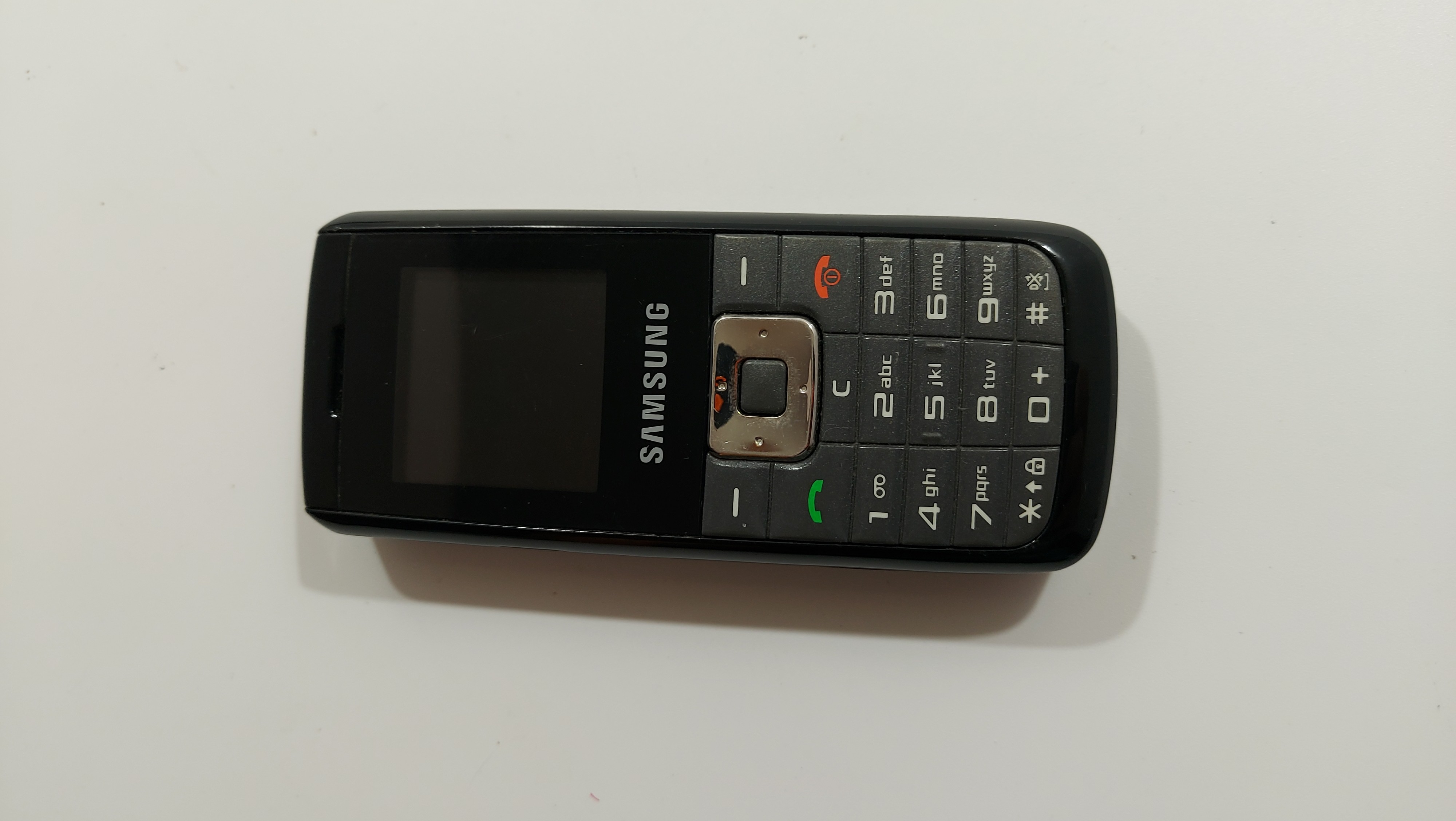 Cell Phones Museum » Samsung B100 - 2008