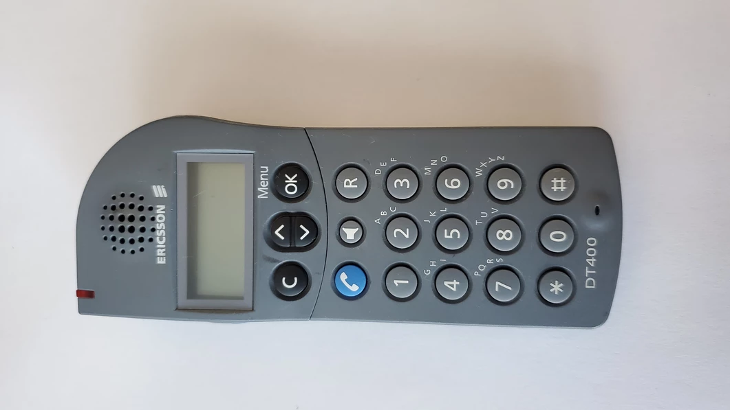 Cell Phones Museum » Ericsson DT 400