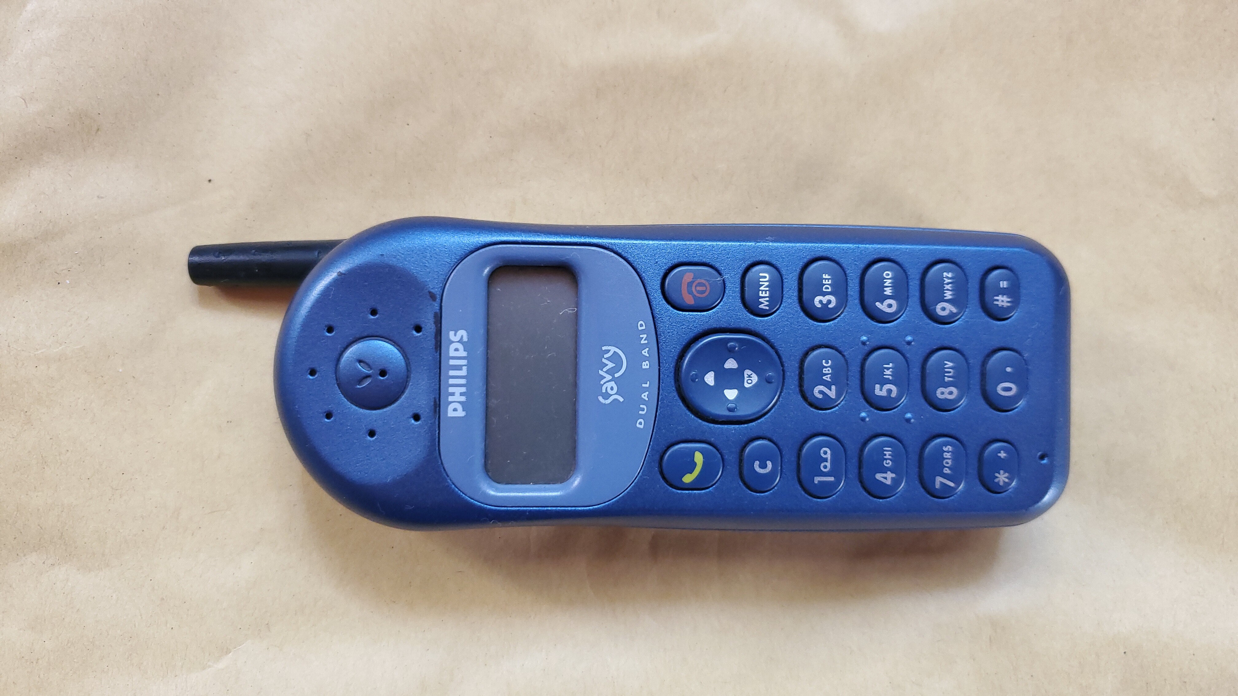 Cell Phones Museum » Philips Savy
